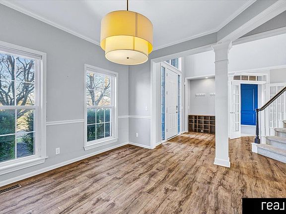 17821 Shadow Ridge Dr, Omaha, NE 68130 | Zillow