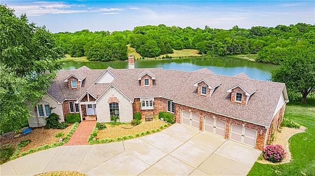 D 9357th Hwy, Napoleon, MO 64074 | Zillow