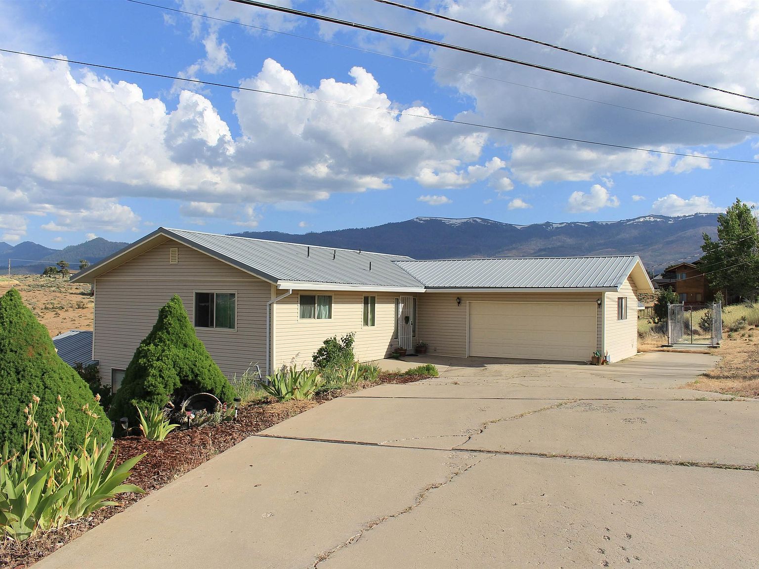 699-210 Susan Hills Dr, Susanville, CA 96130 | MLS #202400322 | Zillow