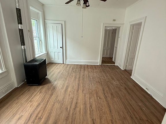 82 Main St APT 1, Cohoes, NY 12047 | Zillow