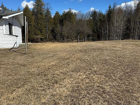 N5928 Beauchamp Rd, Foster City, MI 49834 | Zillow