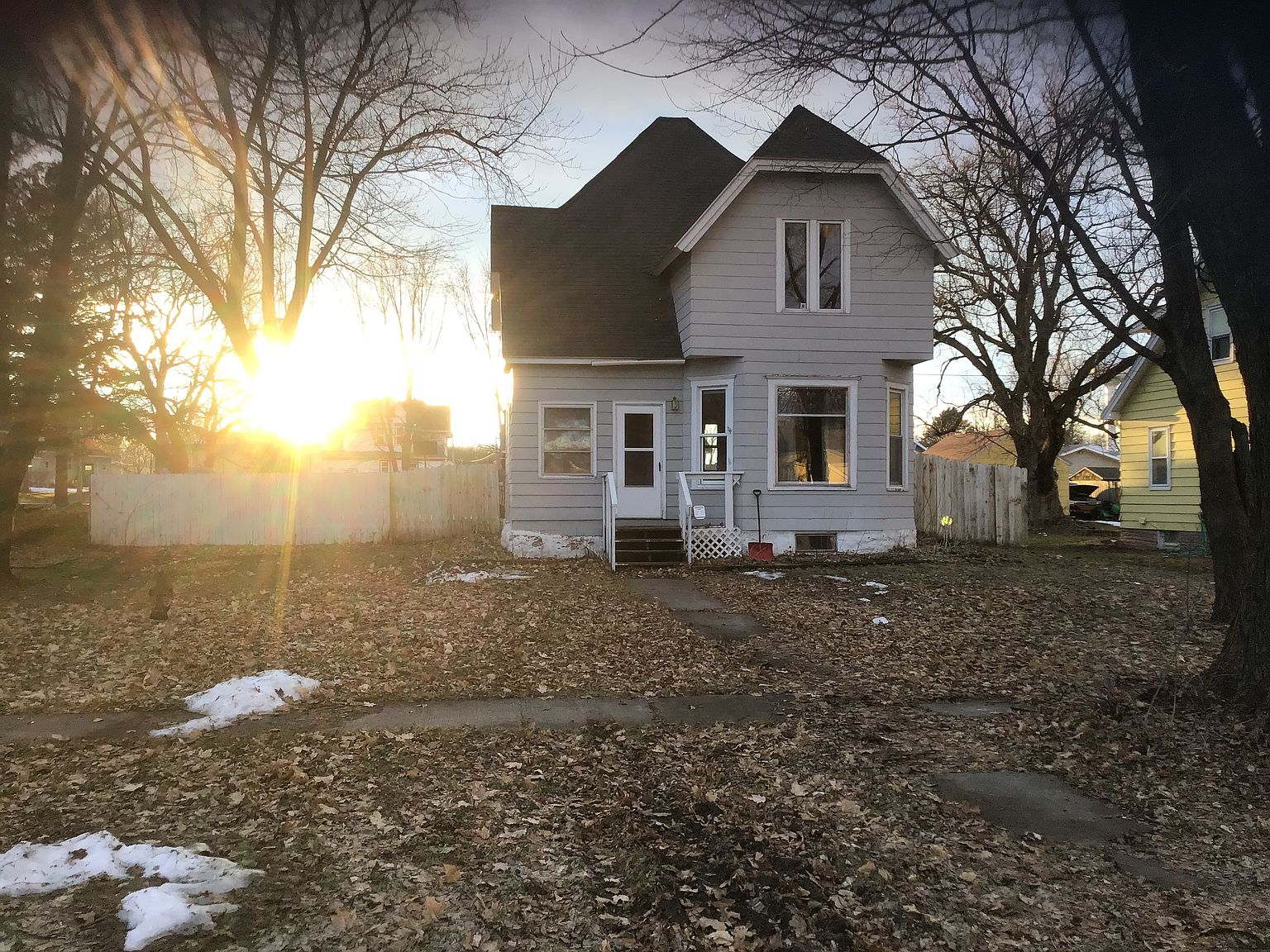 506 3rd St, Lyle, MN 55953 | Zillow