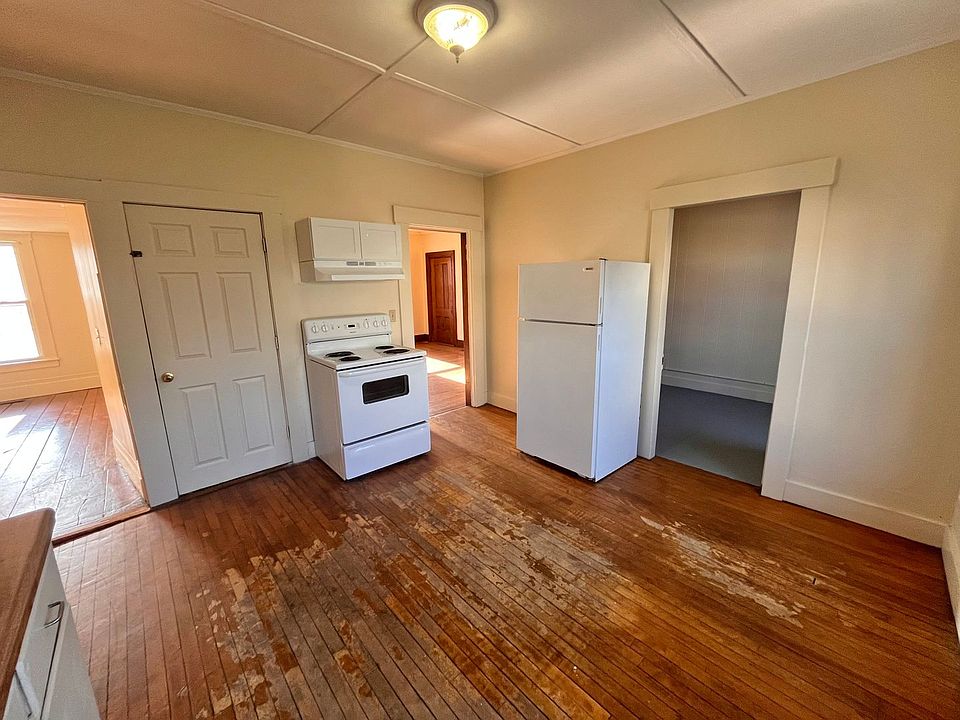 62 Charles Street - 62 Charles St Rochester NH | Zillow