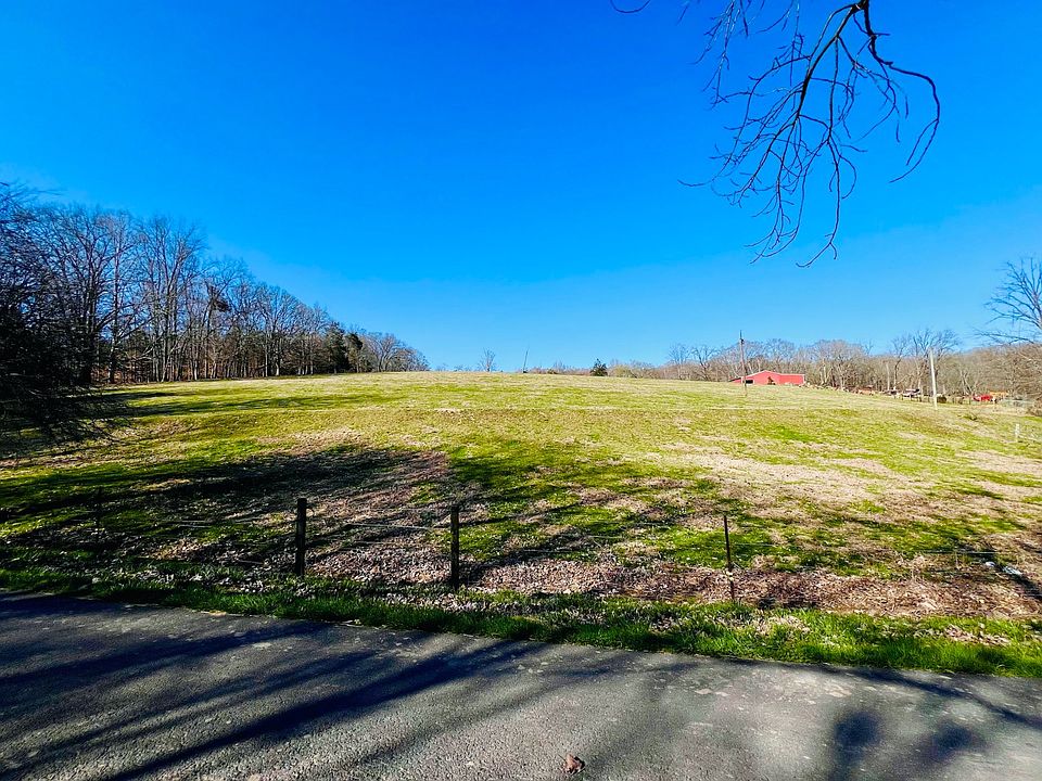 1962 Lil Taylor Rd Gamaliel KY | Zillow