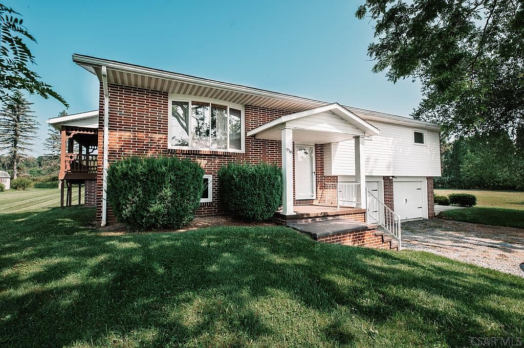 916 Seanor Rd, Windber, PA 15963 | Zillow