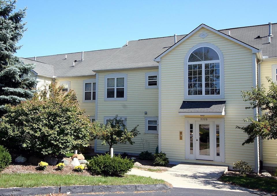 2205 S Huron Pkwy #202, Ann Arbor, MI 48104 | Zillow