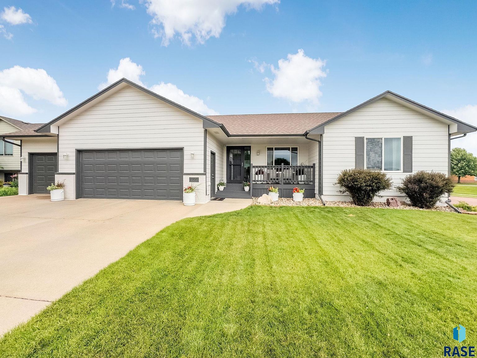 7700 W Ione St, Sioux Falls, SD 57106 | MLS #22504868 | Zillow