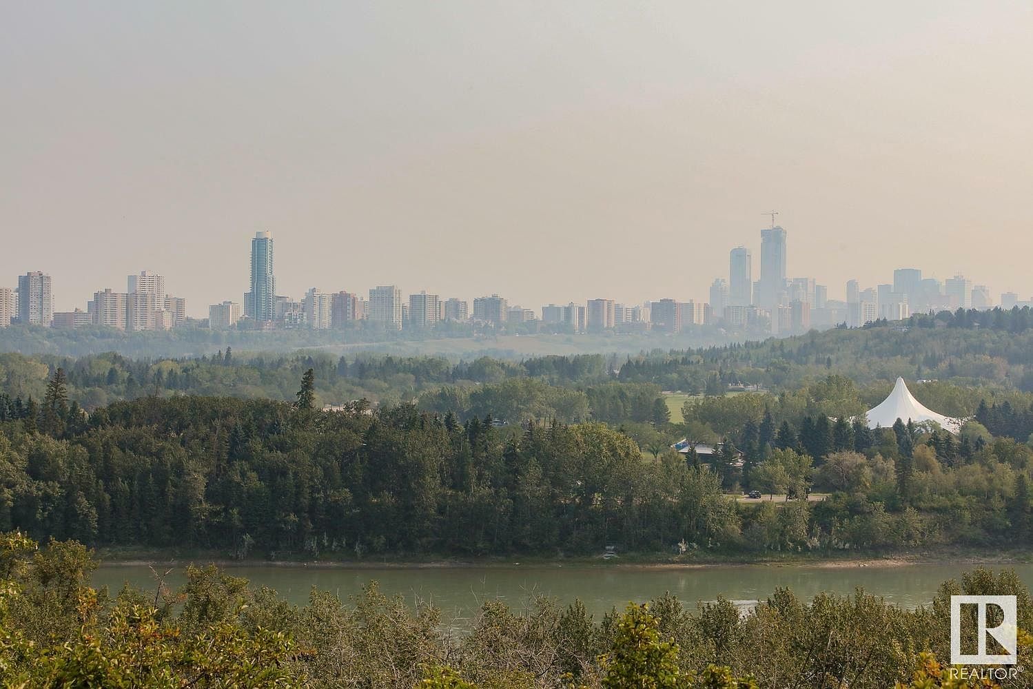 13808 Valleyview Dr NW, Edmonton, AB T5R 5T8 | Zillow