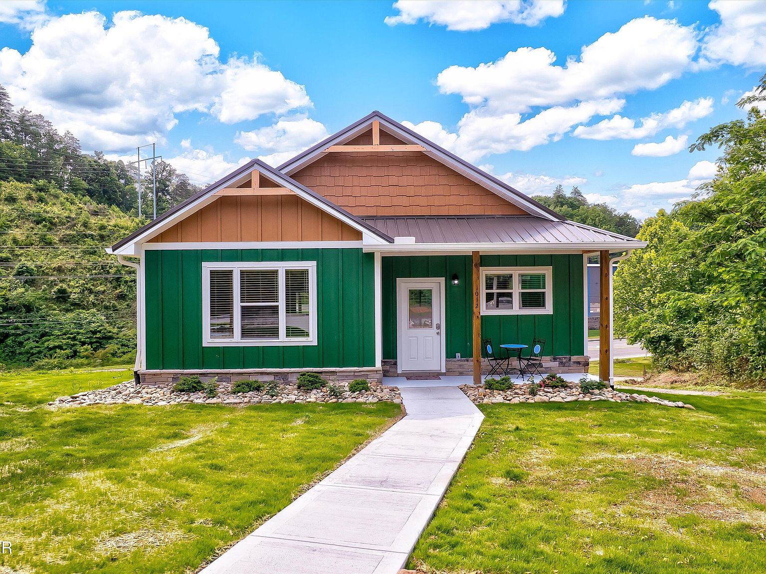 1012 Pinyon Cir, Pigeon Forge, TN 37863 | MLS #307378 | Zillow