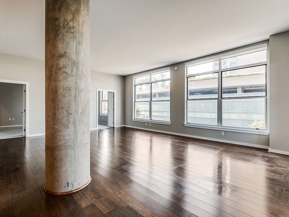 2323 N Houston St Dallas TX | Zillow