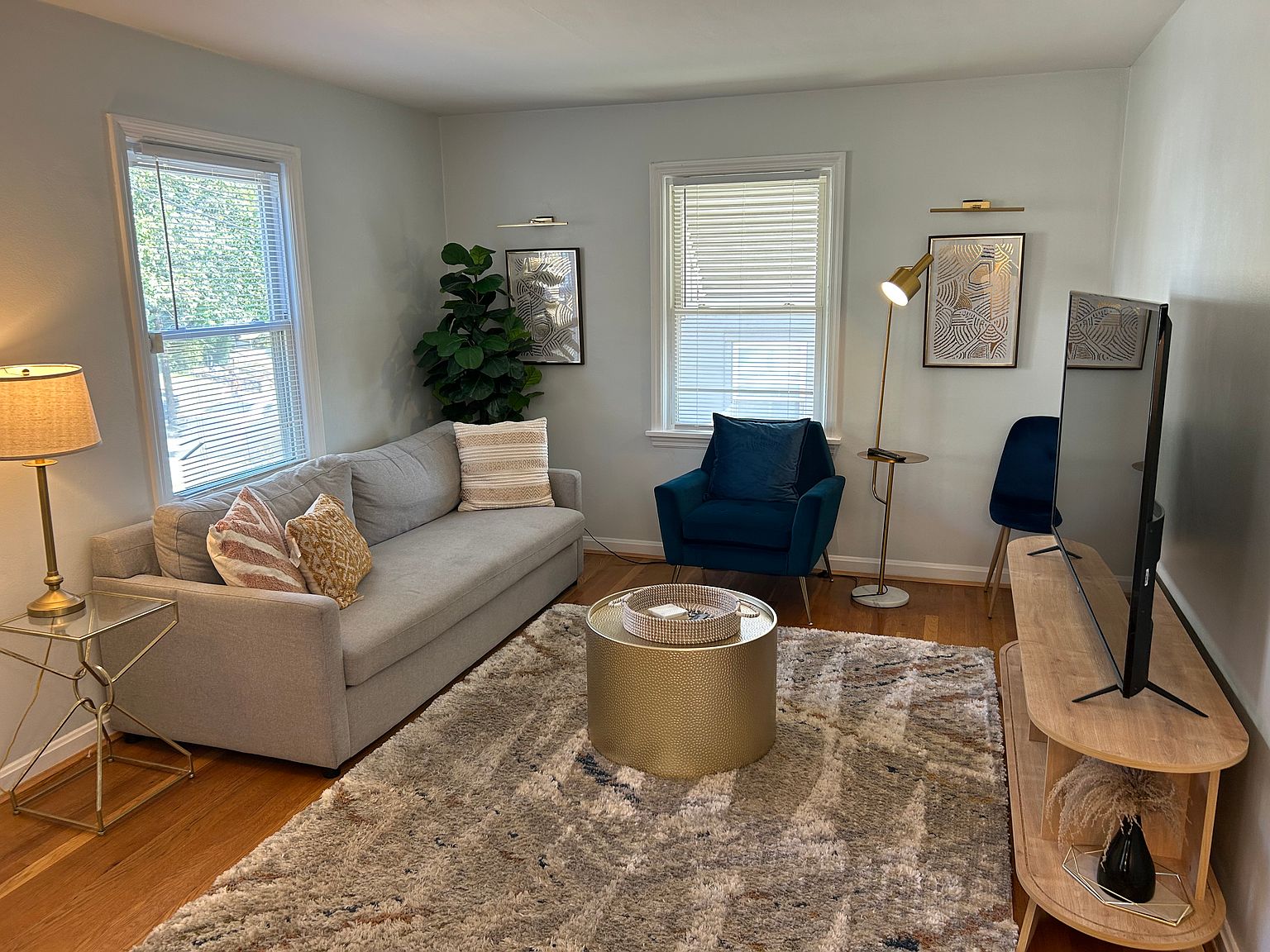 5269 Charloe St, Cincinnati, OH 45227 | Zillow