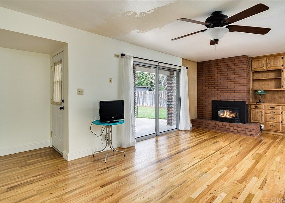 33 Dean Way, Chico, CA 95926 | Zillow