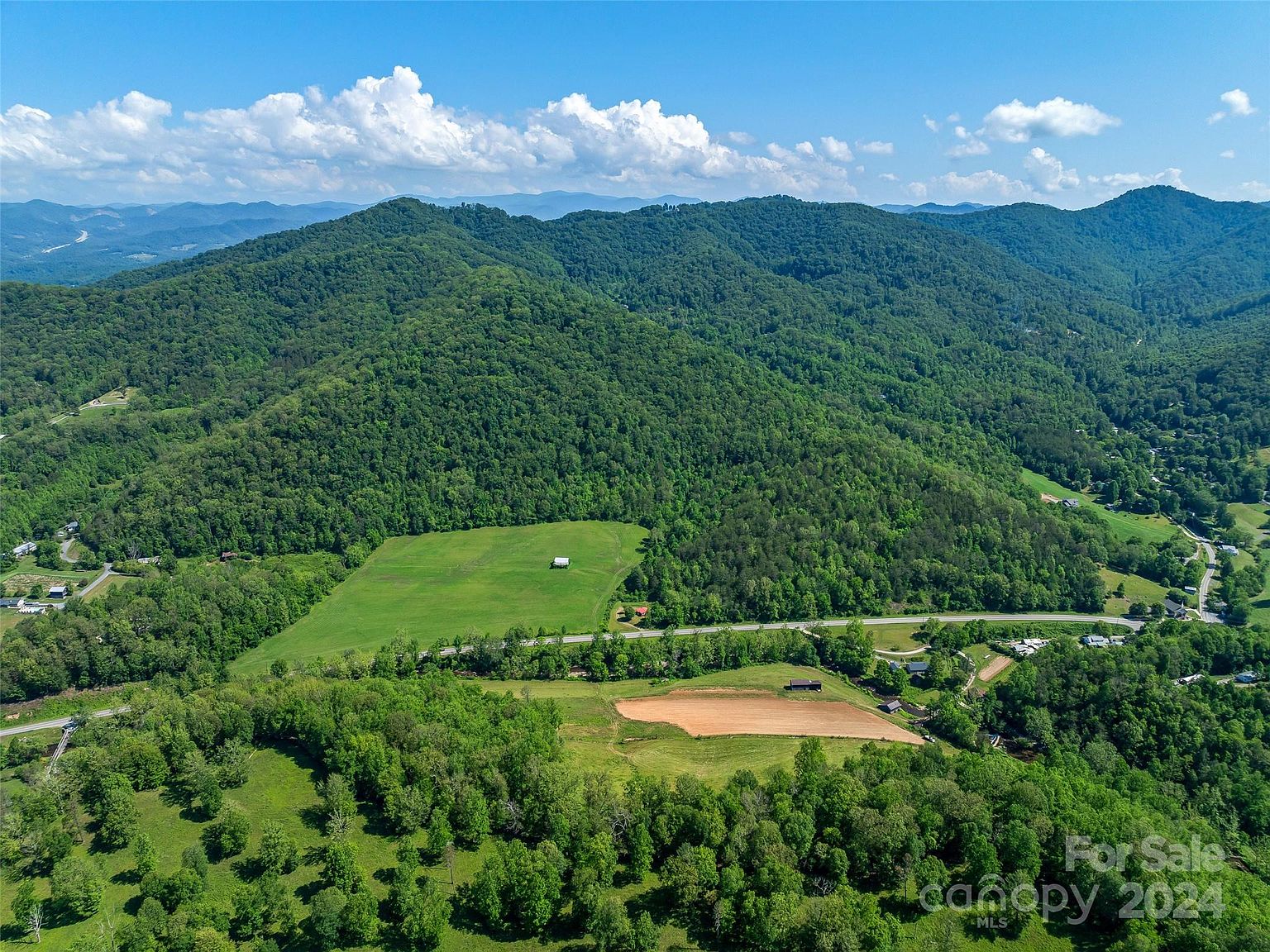1384 Barnardsville Hwy, Barnardsville, NC 28709 | MLS #4156207 | Zillow