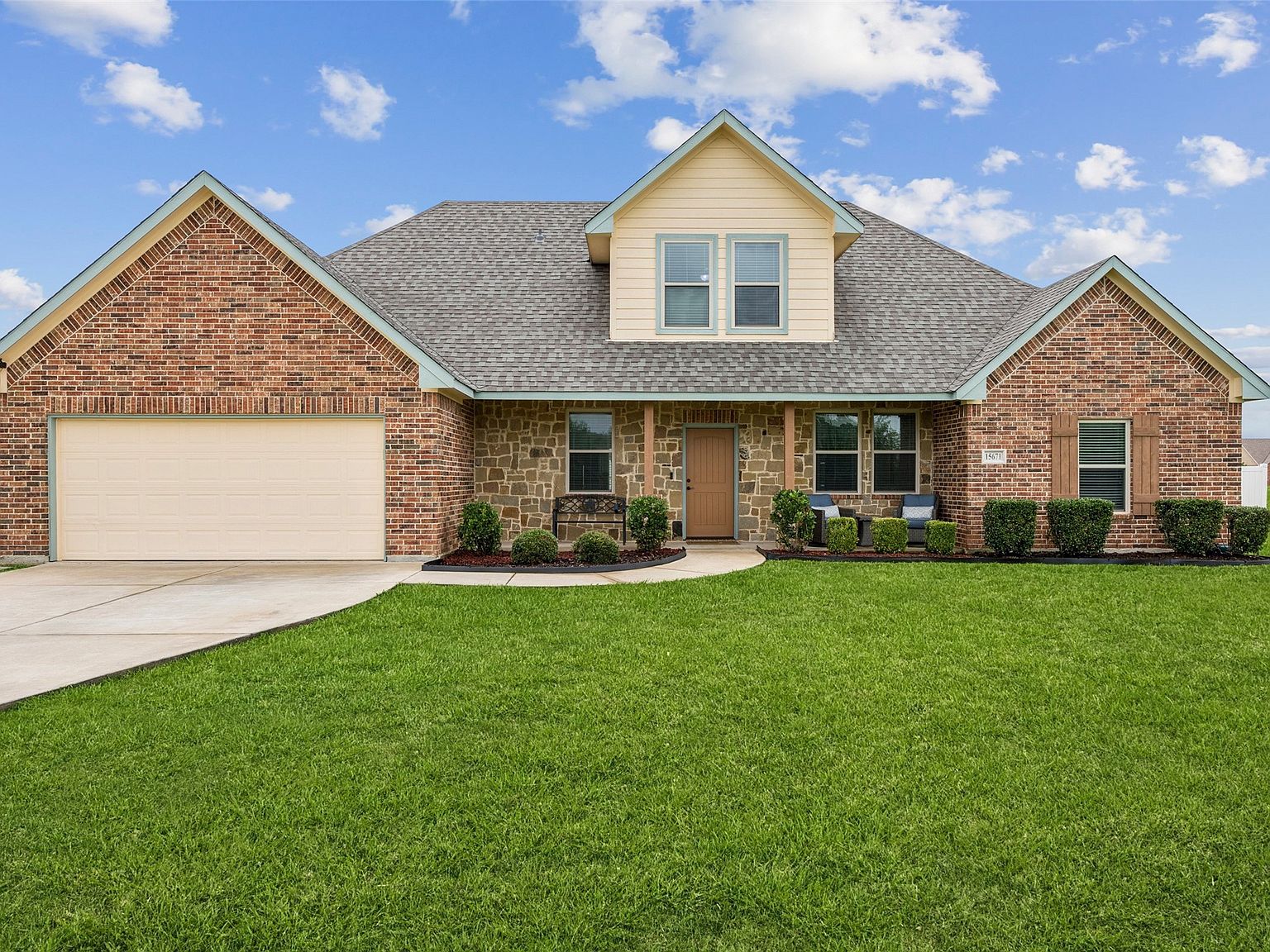 15671 Saddle Ridge Cir, Terrell, TX 75160 | MLS #20965862 | Zillow