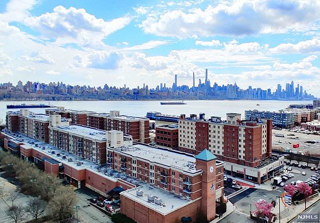 5403 City Pl, Edgewater, NJ 07020 | Zillow