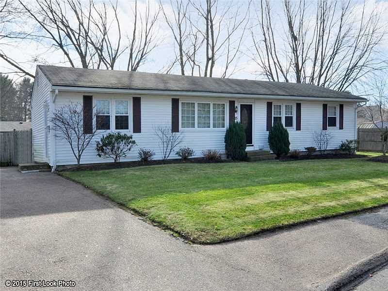15 Colonial Rd, Coventry, RI 02816 | Zillow