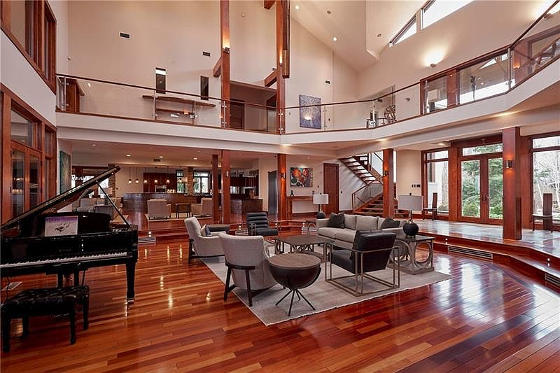 215 Hawk Hill Dr, Presto, PA 15142 | Zillow