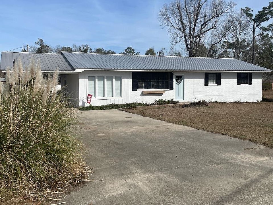 12708 NW Pea Ridge Rd, Bristol, FL 32321 | Zillow