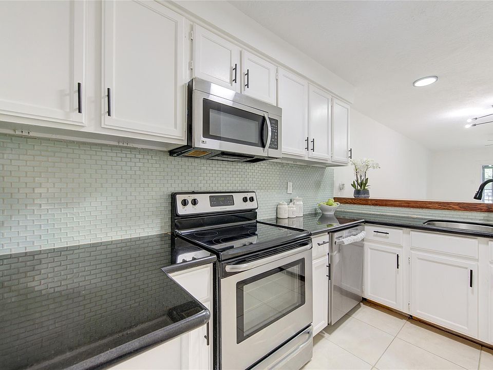 3131 Sw Fwy #B23, Houston, TX 77007 | MLS #49178053 | Zillow