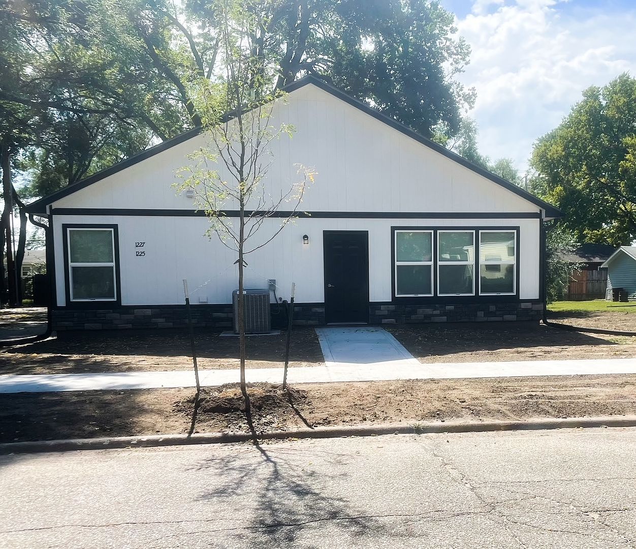 1225 Yuma Duplex, Manhattan, KS 66502 | Zillow