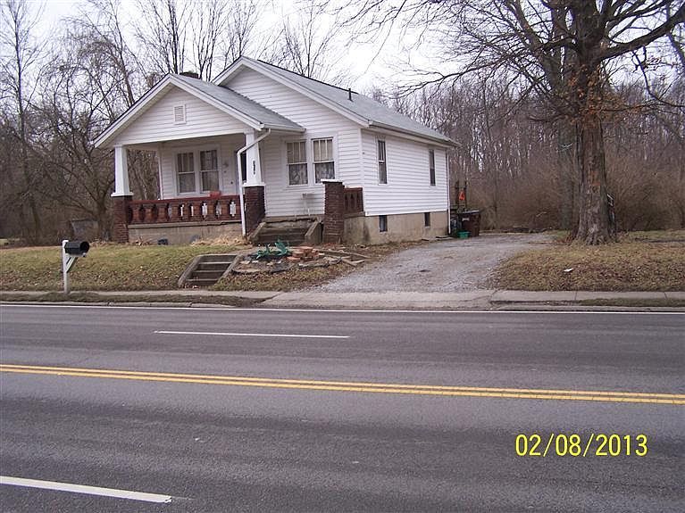 128 E Main St, Amelia, OH 45102 | Zillow