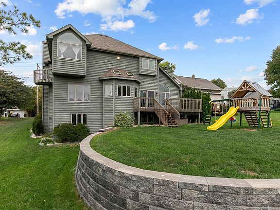 1205 E Fremont St, Appleton, WI 54915 | MLS #50281580 | Zillow