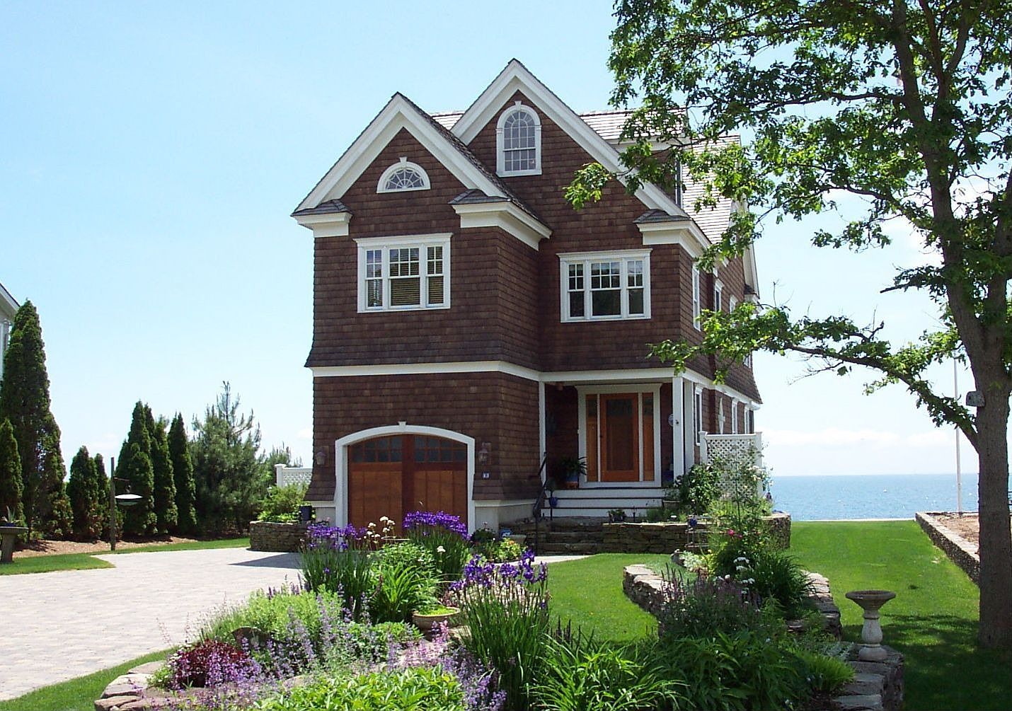 43 Middle Beach Rd W, Madison, CT 06443 | Zillow