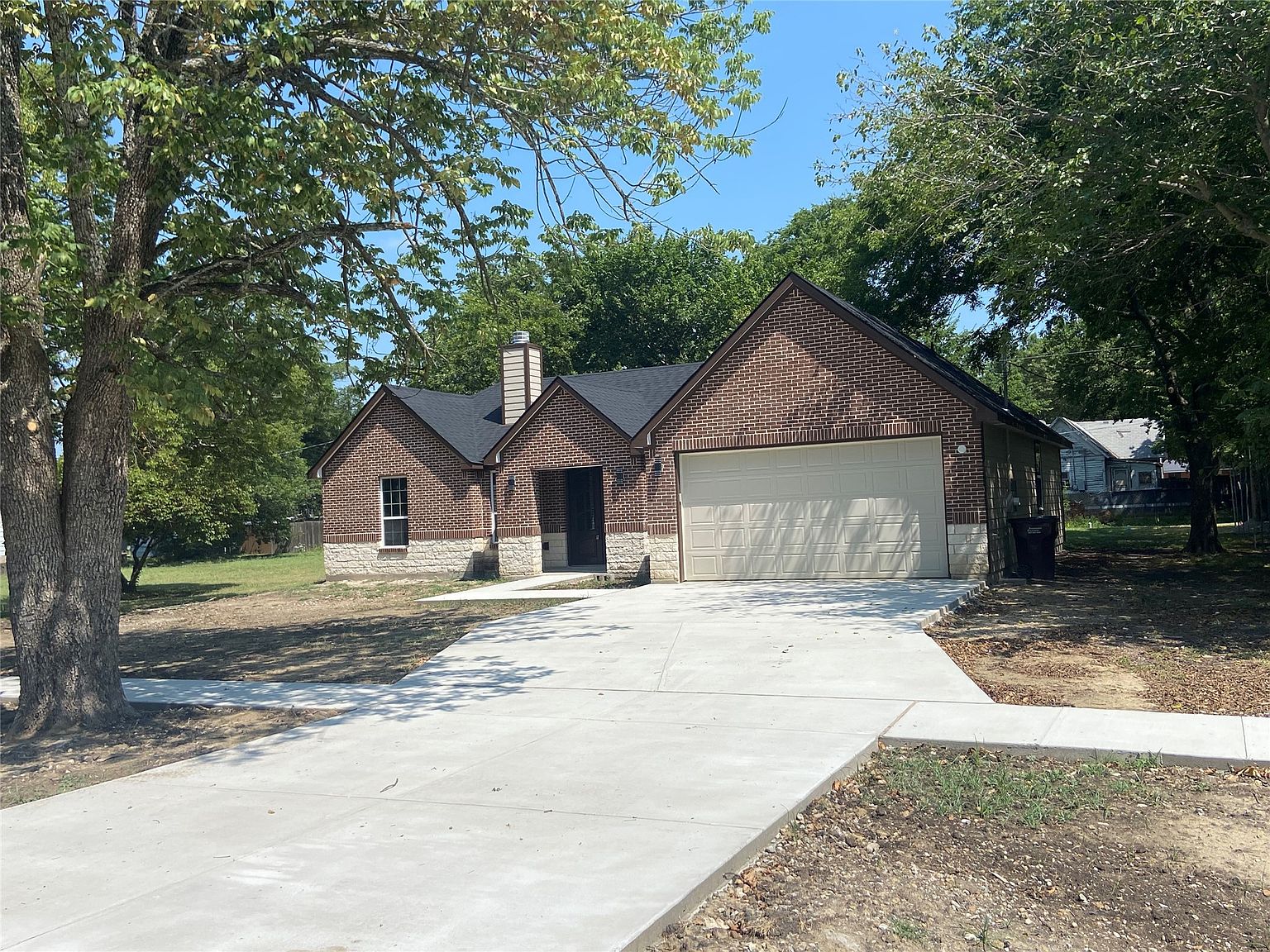 206 E Grayson, Leonard, TX 75452 | Zillow