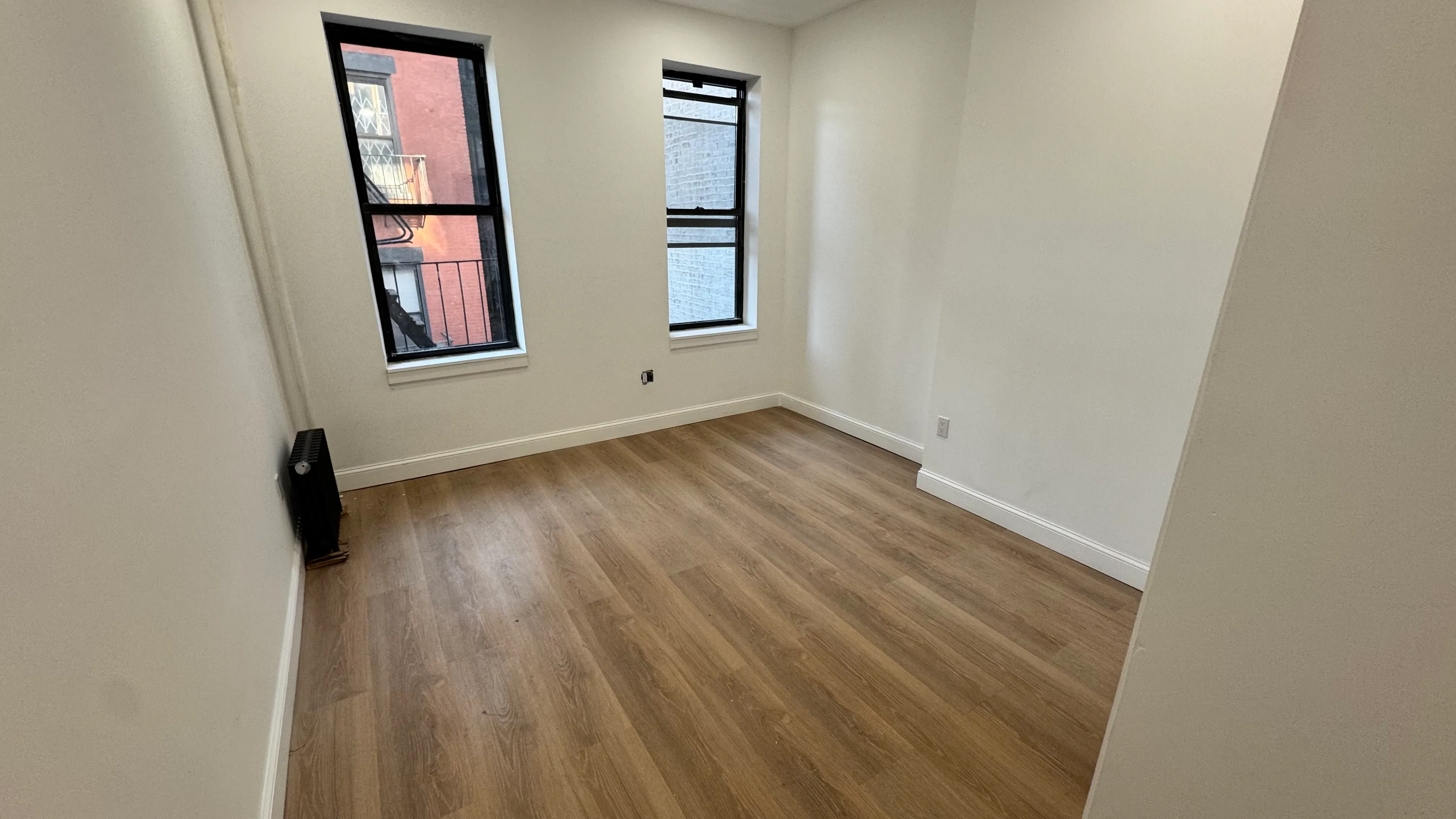 192 Grand Street #4R in Williamsburg, Brooklyn | StreetEasy
