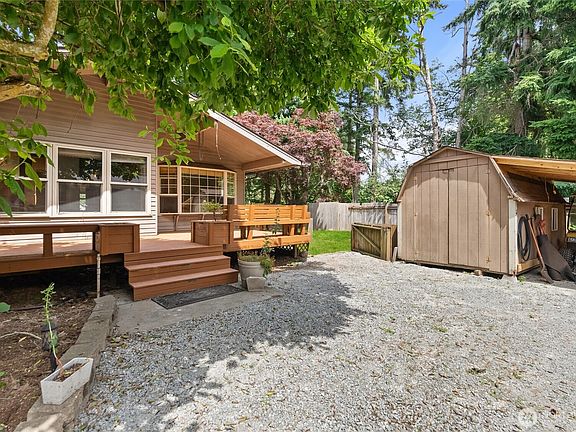 383 E Piper Way, Camano Island, WA 98282 | Zillow