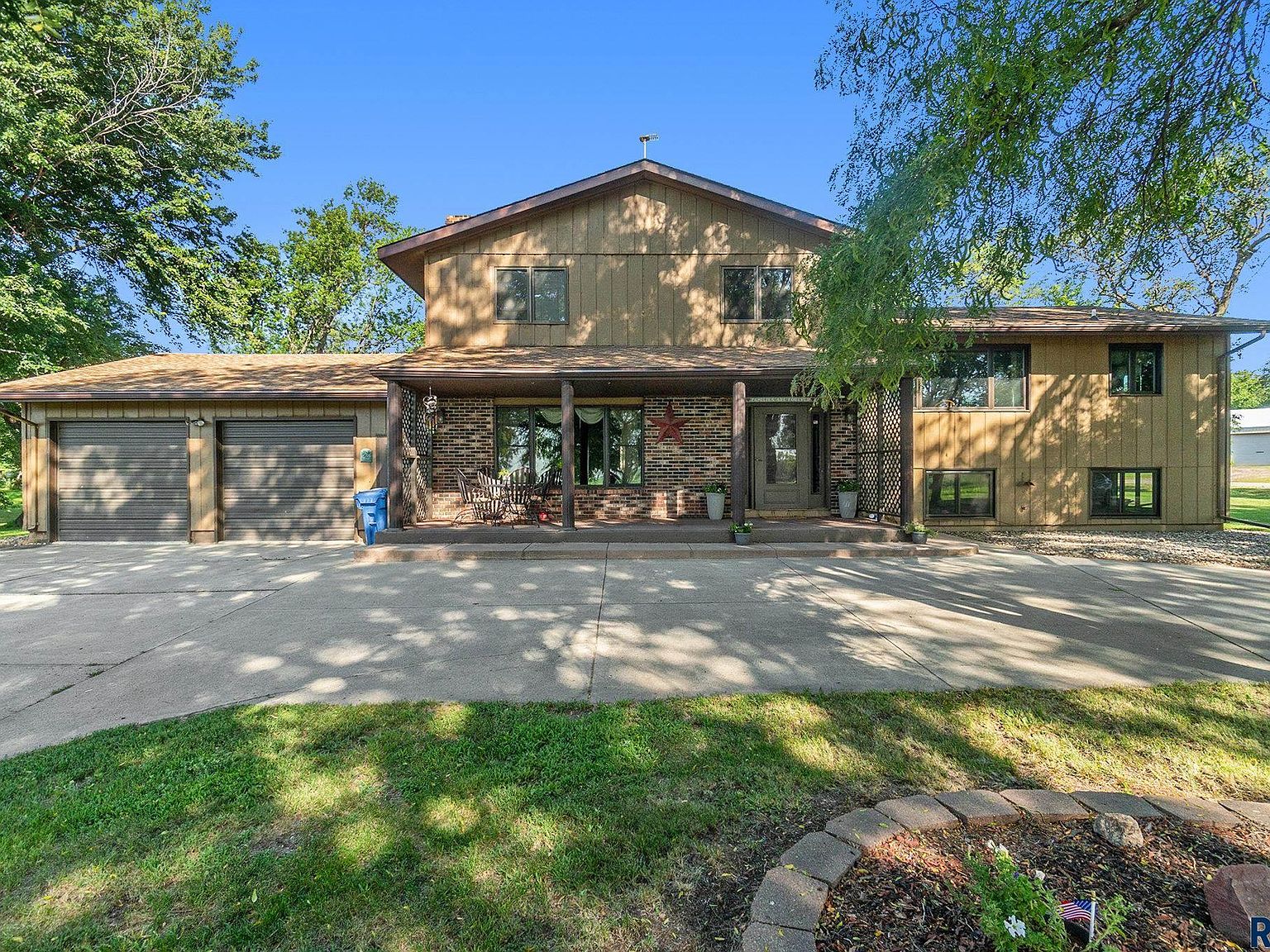 402 E 1st St, Hardwick, MN 56134 | MLS #22501258 | Zillow