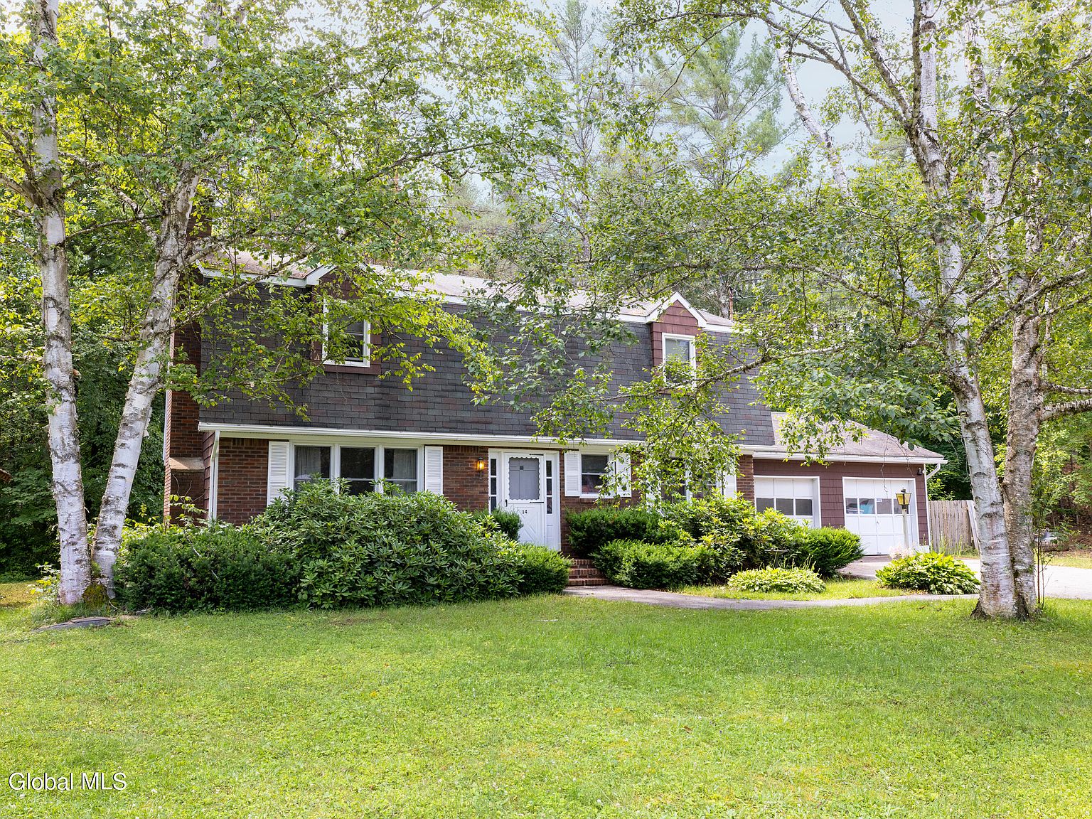 18 Linda Court, Schroon Lake, NY 12870 | Zillow