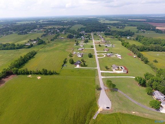 10 Hayfield Dr, Leighton, AL 35646 | MLS #1834797 | Zillow