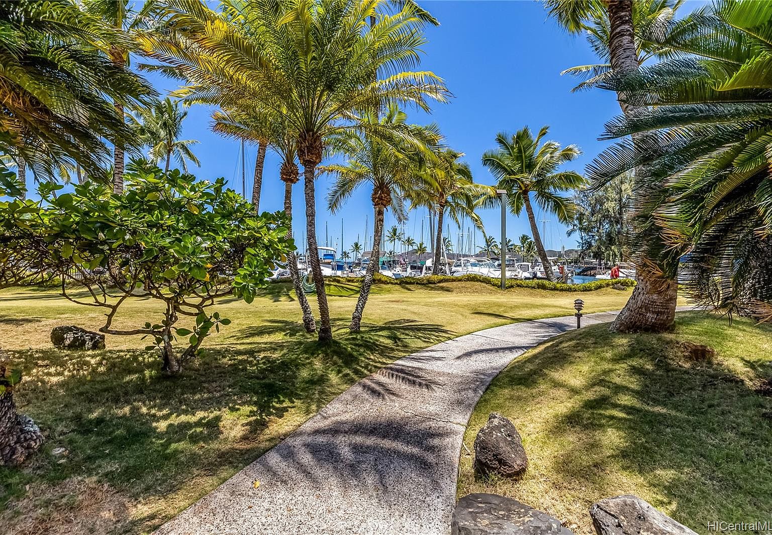 45-995 Wailele Rd APT 28, Kaneohe, HI 96744 | Zillow
