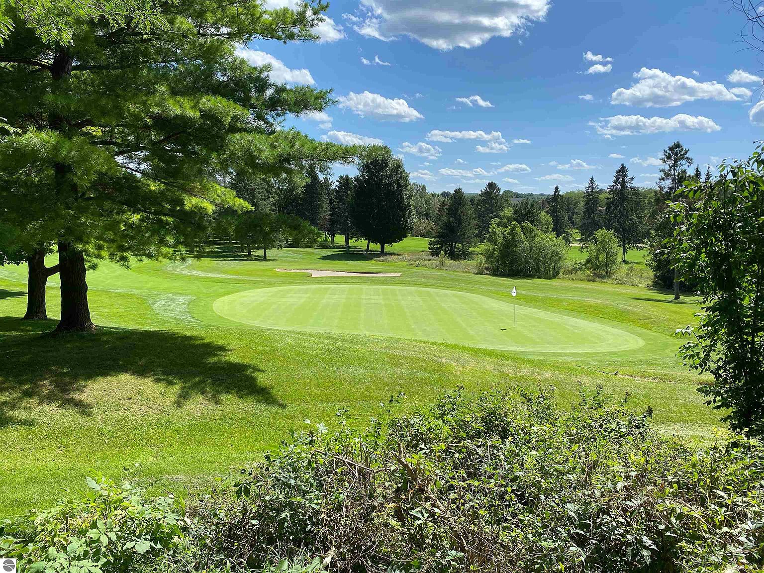 5562 Golfview Ct, Williamsburg, MI 49690 | MLS #1919405 | Zillow