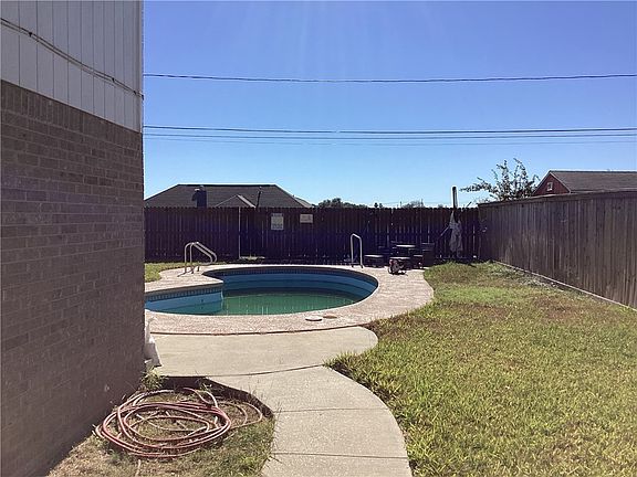 1512 Encino Ave, Alice, TX 78332 | Zillow
