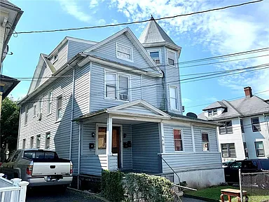 48 Washington Ter Bridgeport CT | Zillow