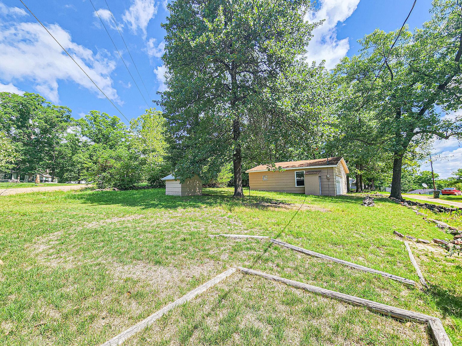 000 Little Loop, Hermitage, MO 65668 | Zillow