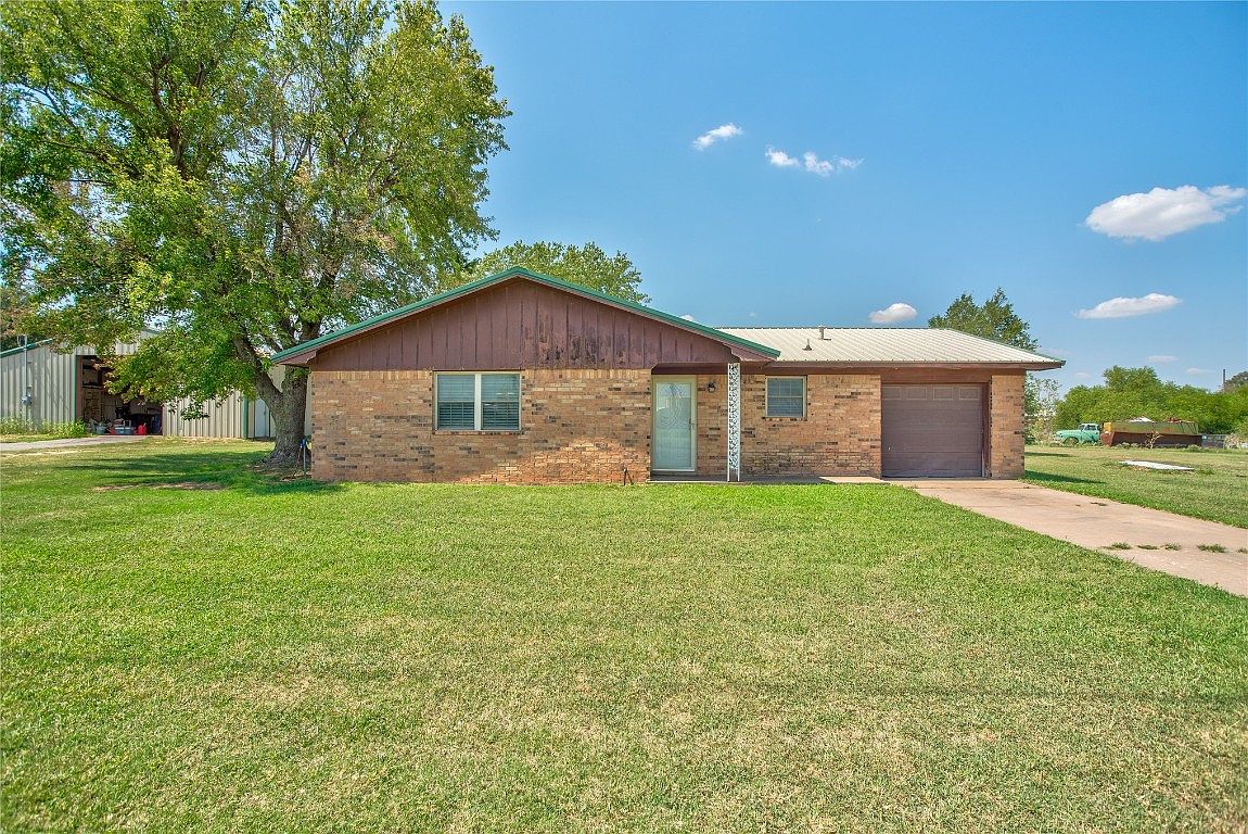 201 S County Line Rd, Geary, OK 73040 | MLS #1132409 | Zillow