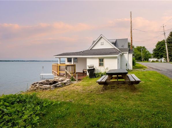 Waterfront - Guffin Bay Chaumont Waterfront Homes For Sale - 4 Homes ...