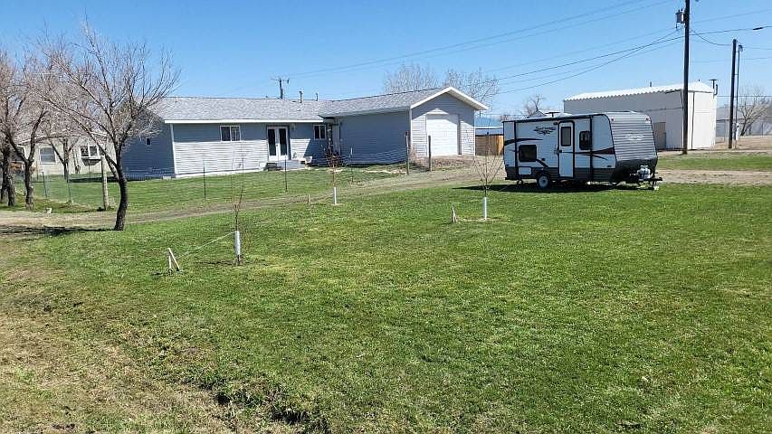 200 Elm St, Saco, MT 59261 | MLS #11174522 | Zillow