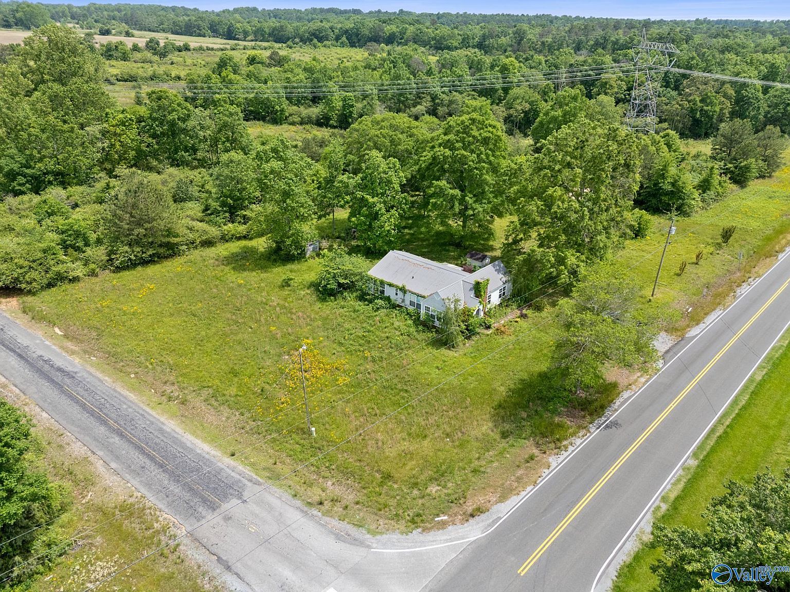 1114 County Road 47, Dutton, AL 35744 | Zillow