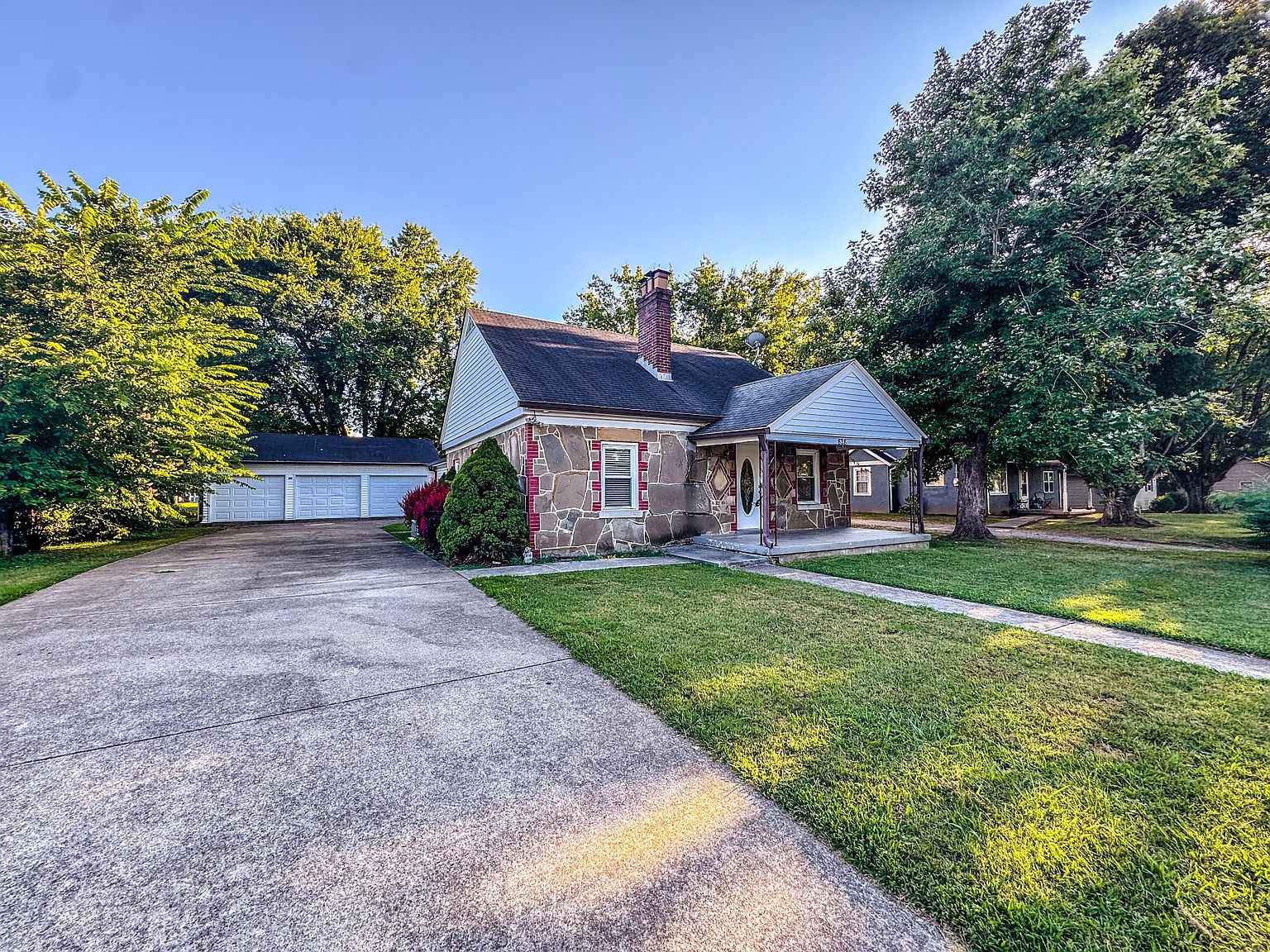 828 E Castle St, Murfreesboro, TN 37130 | MLS #2971839 | Zillow