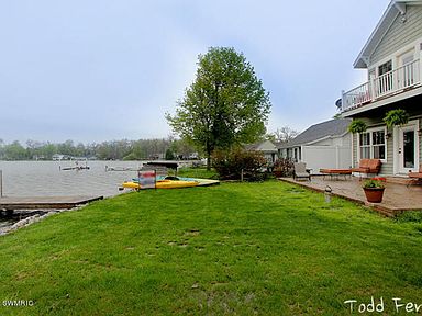 6777 Campau Lake Dr SE, Alto, MI 49302 | Zillow