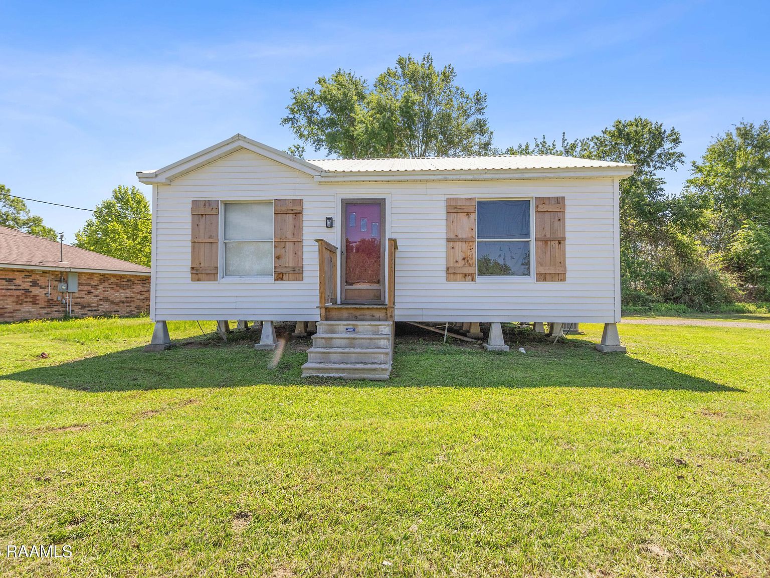 655 W Labbie St, Church Pt, LA 70525 | Zillow