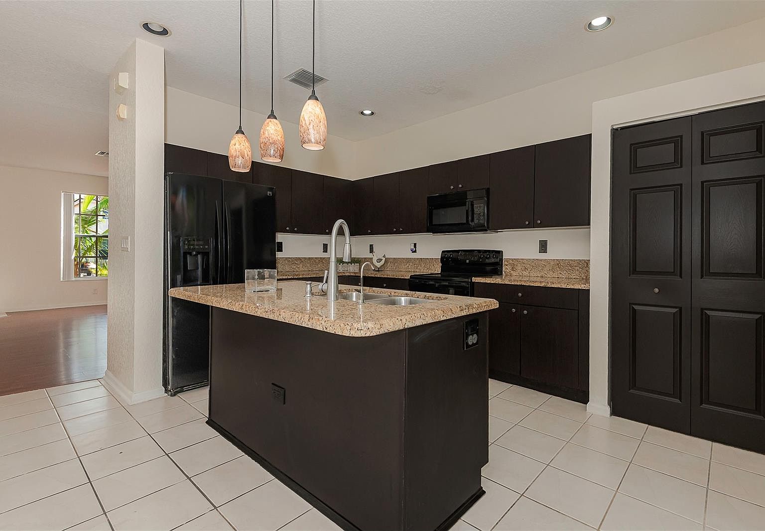 18798-18798 SW 28th St, Hollywood, FL 33029 | Zillow