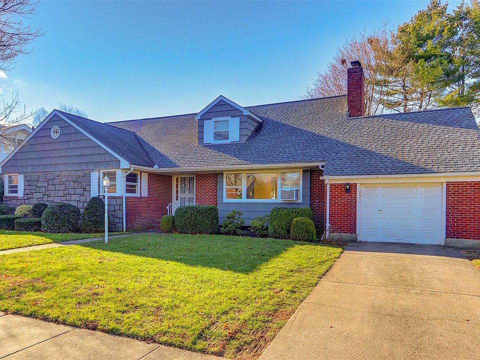 190 Brompton Rd, Garden City, NY 11530 | Zillow