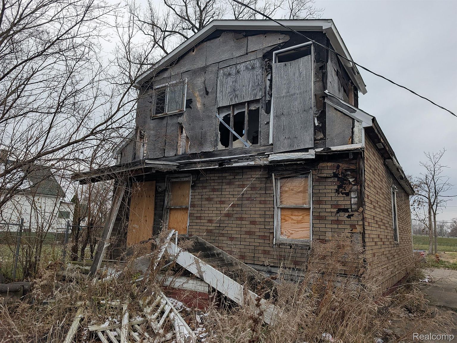 1984 Dearing St, Hamtramck, MI 48212 | Zillow