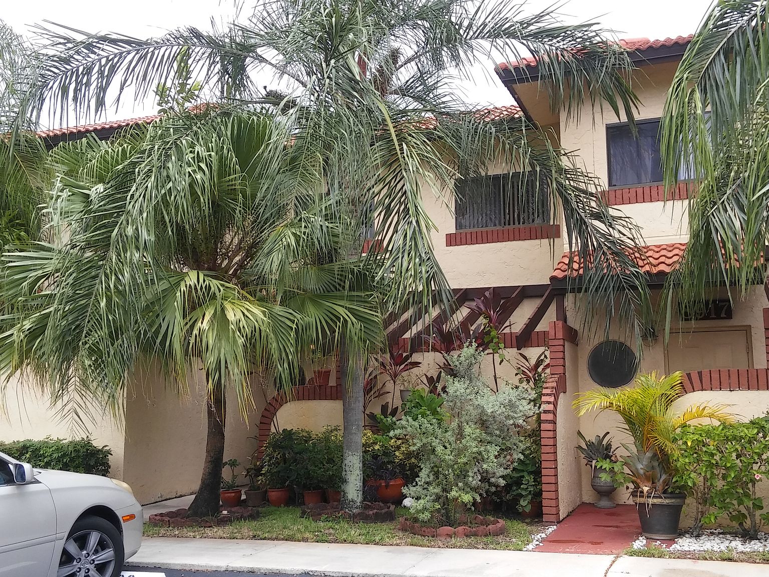 8921 Springtree Lakes Dr, Sunrise, FL 33351 | Zillow