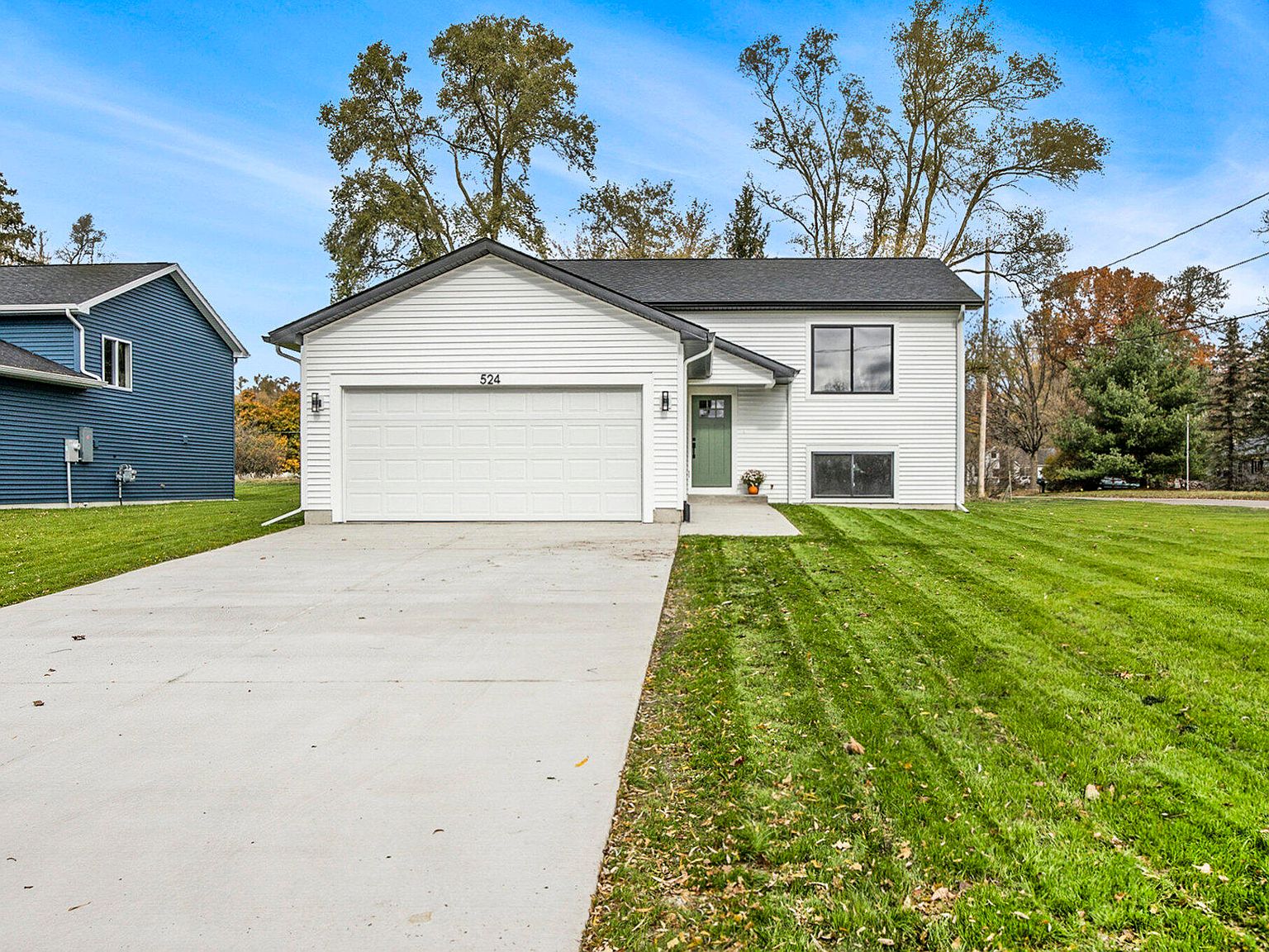524 Leonard St, Belding, MI 48809 | Zillow